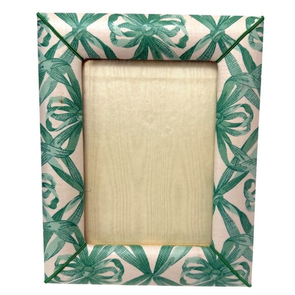 American Vintage | Accents | Vintage Photo Frame For 5x7 Green Bows ...